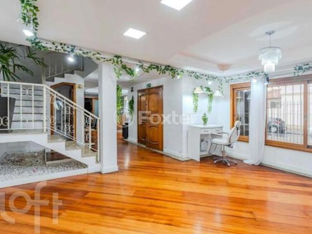 Casa, 4 dormitórios, 201 m², em Partenon