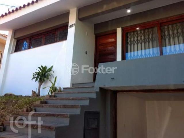 Casa, 4 dormitórios, 211.35 m², em Vila Ipiranga