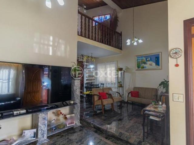 Casa, 4 dormitórios, 212 m², em Jardim do Colégio Zona Norte