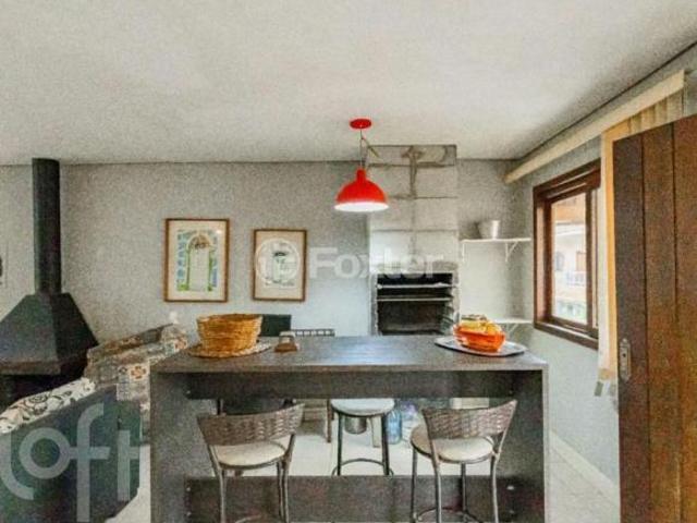 Casa, 4 dormitórios, 212 m², em Jardim do Salso