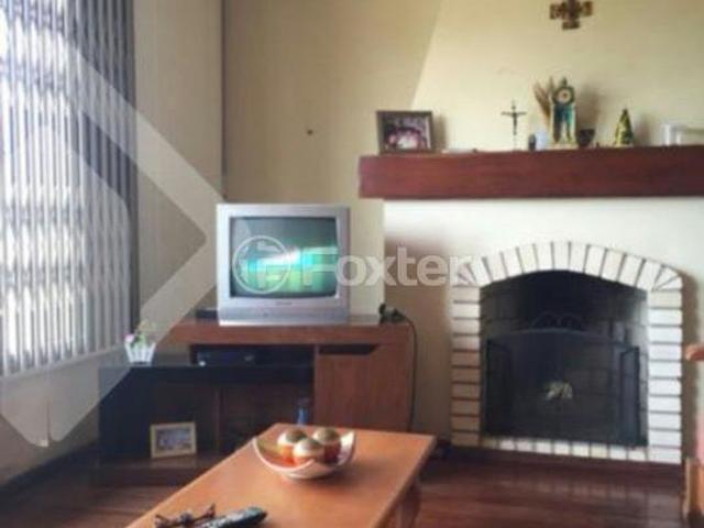 Casa, 4 dormitórios, 225 m², em Morro Santana