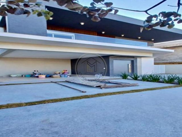 Casa 4 dormitórios 225m² com piscina e suíte térrea, Condomínio Gran Ville São Venâncio Jardim Prima