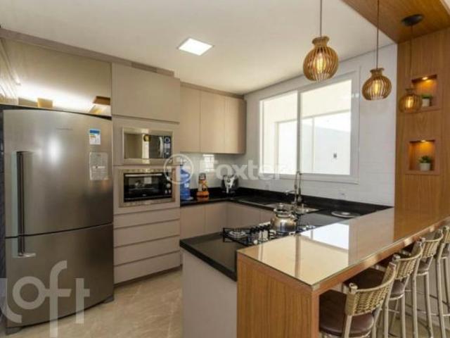 Casa, 4 dormitórios, 227 m², em Parque da Matriz