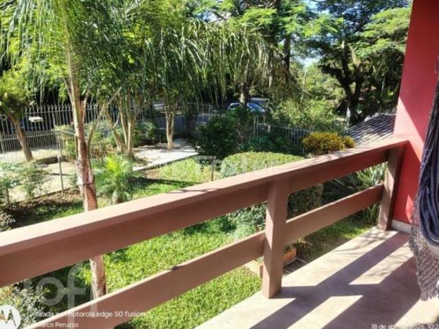 Casa, 4 dormitórios, 227.75 m², em Lomba do Pinheiro