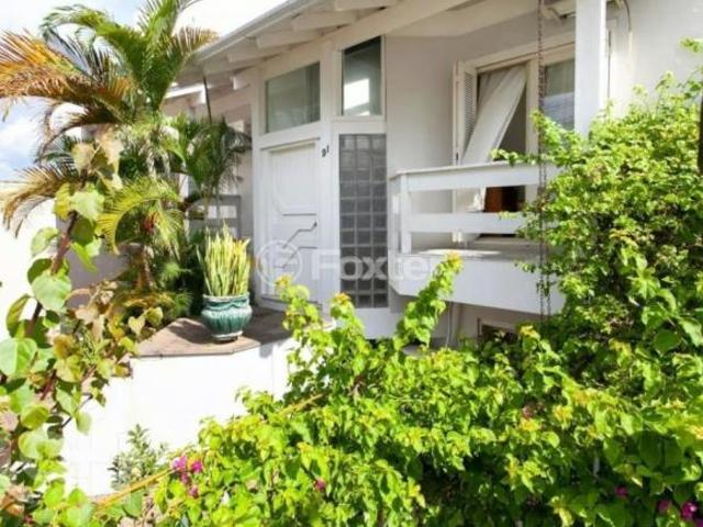 Casa, 4 dormitórios, 228.4 m², em Jardim Mauá