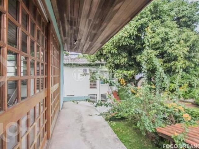 Casa, 4 dormitórios, 220 m², em Jardim São Pedro