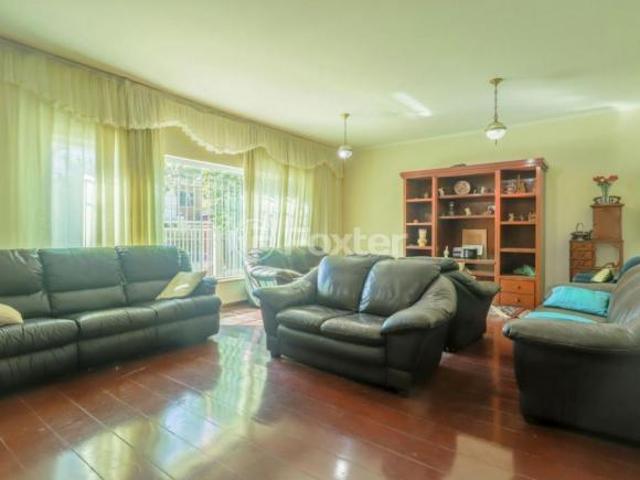 Casa, 4 dormitórios, 220.001 m², em Jardim Virginia Bianca