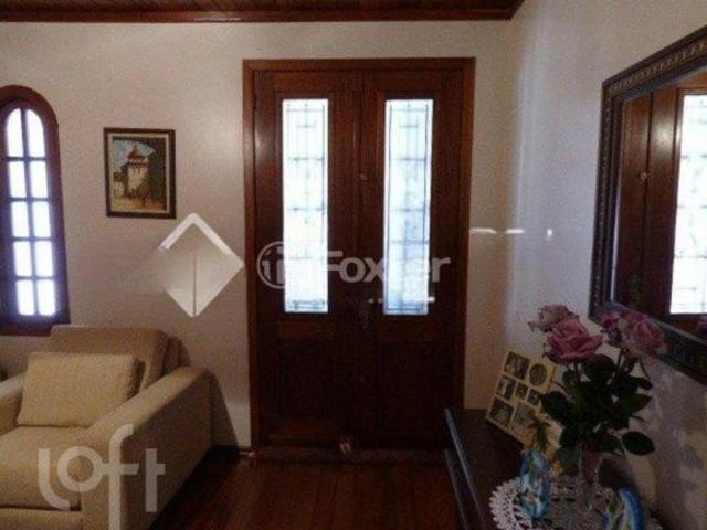 Casa, 4 dormitórios, 222.22 m², em Tristeza