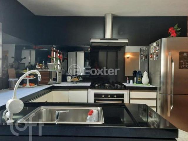 Casa, 4 dormitórios, 222.82 m², em Rondônia