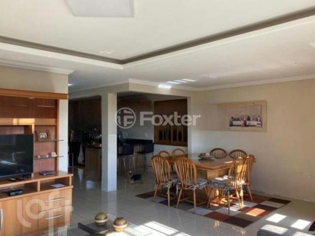 Casa, 4 dormitórios, 234 m², em Lomba do Pinheiro
