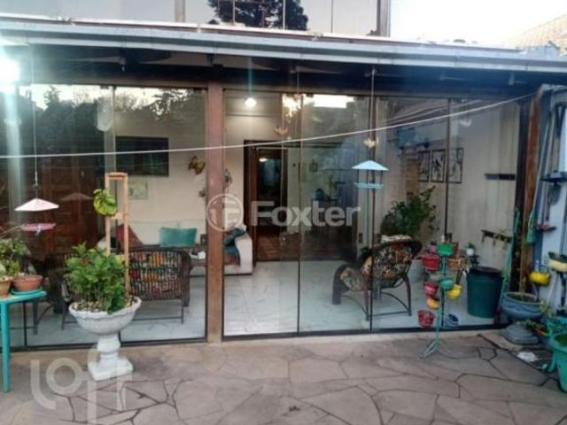 Casa, 4 dormitórios, 234.65 m², em Jardim América
