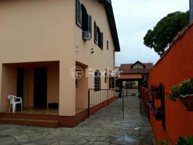 Casa, 4 dormitórios, 235.36 m², em Espírito Santo