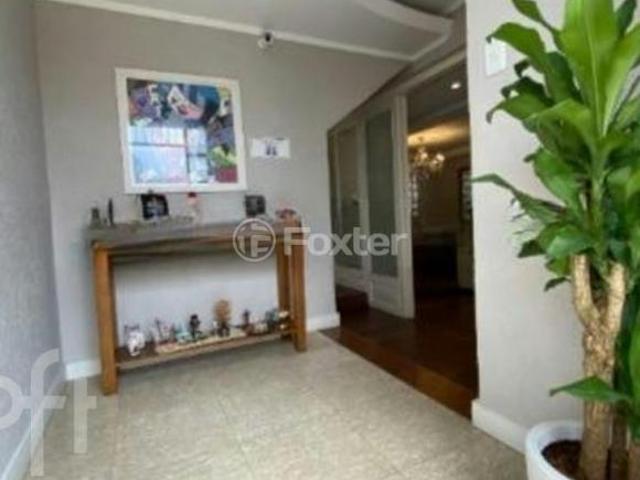 Casa, 4 dormitórios, 230 m², em Coronel Aparício Borges