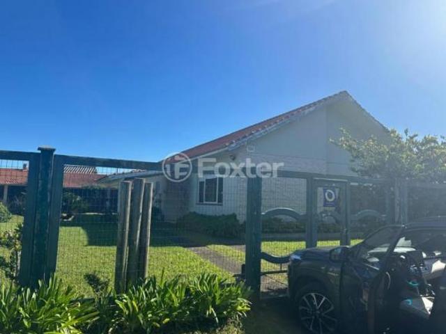 Casa, 4 dormitórios, 245 m², em Centro
