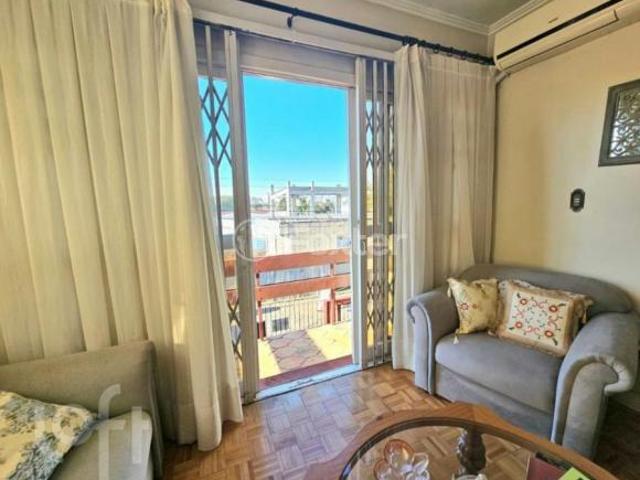 Casa, 4 dormitórios, 246.5 m², em Partenon