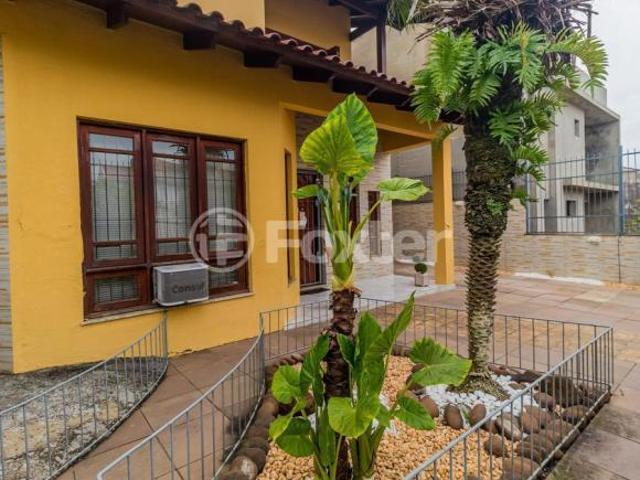Casa, 4 dormitórios, 240 m², em Jardim Leopoldina