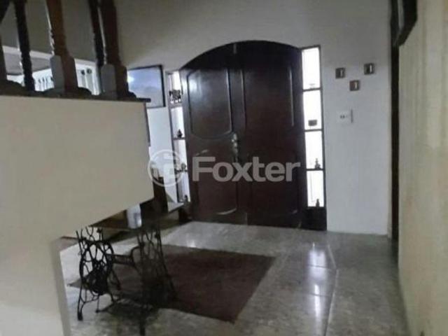 Casa, 4 dormitórios, 240 m², em Jardim Vila Galvão