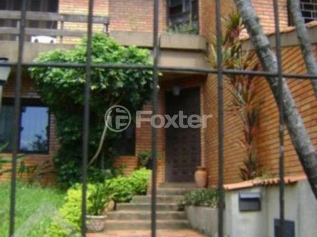 Casa, 4 dormitórios, 240 m², em Medianeira