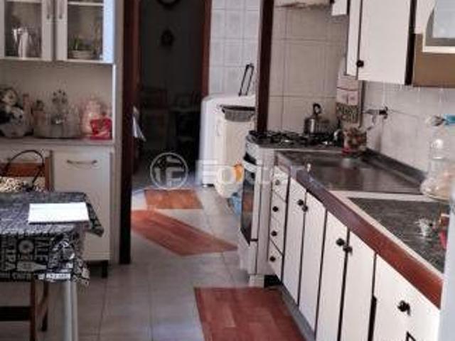 Casa, 4 dormitórios, 242 m², em Santo Antônio