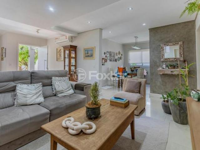 Casa, 4 dormitórios, 257 m², em Nossa Senhora das Graças