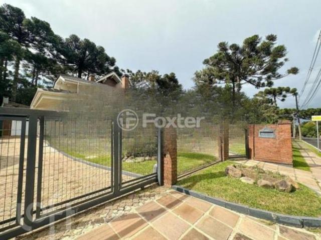 Casa, 4 dormitórios, 259.36 m², em Ipê Amarelo
