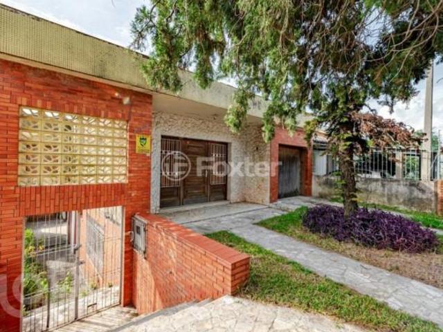 Casa, 4 dormitórios, 250 m², em Cascata