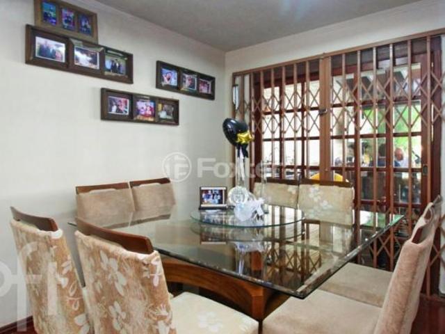 Casa, 4 dormitórios, 250 m², em Ipanema