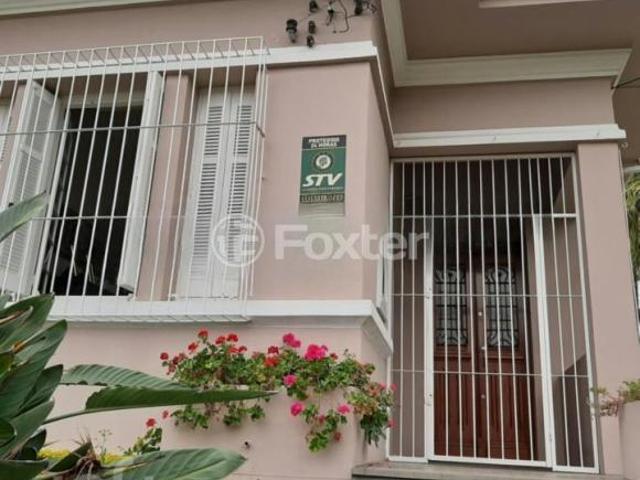 Casa, 4 dormitórios, 250 m², em Partenon