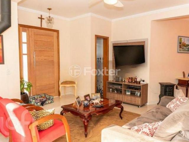 Casa, 4 dormitórios, 251.04 m², em Feitoria