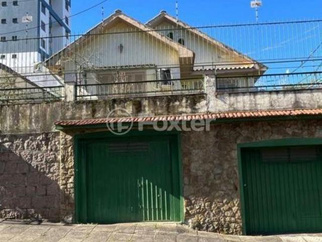 Casa, 4 dormitórios, 251.8 m², em Jardim do Salso