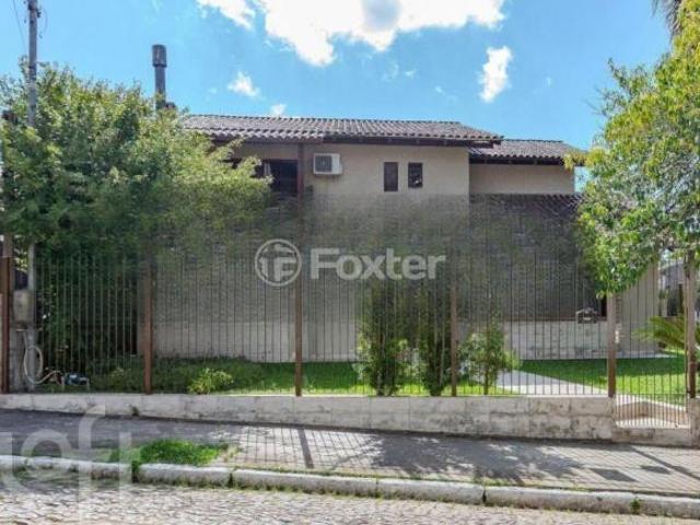 Casa, 4 dormitórios, 263 m², em Guarujá