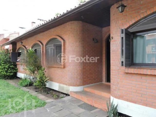 Casa, 4 dormitórios, 263.28 m², em Santa Catarina