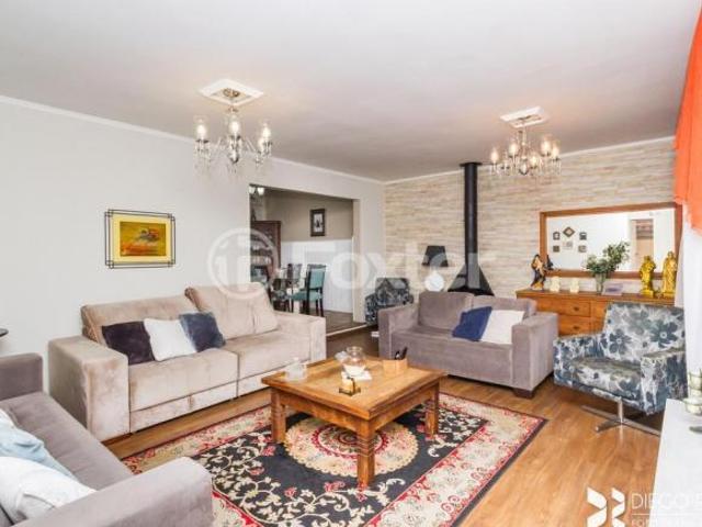 Casa, 4 dormitórios, 284.44 m², em Espírito Santo