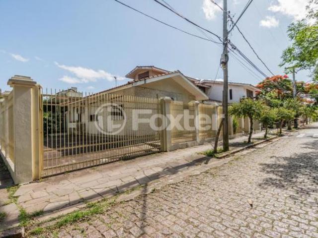 Casa, 4 dormitórios, 280 m², em Jardim Lindóia