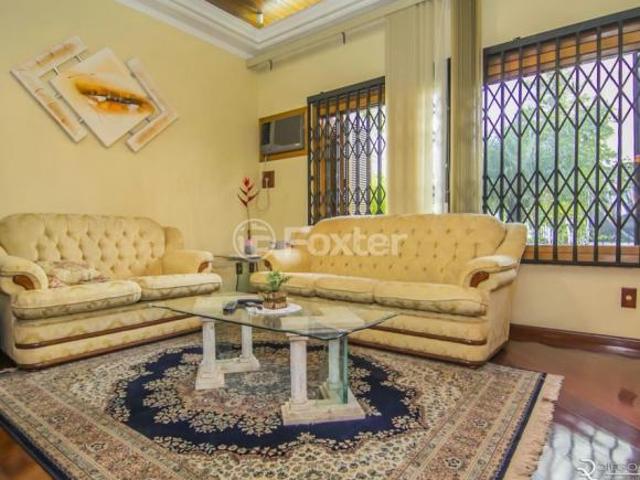 Casa, 4 dormitórios, 280 m², em Partenon