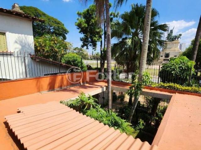 Casa, 4 dormitórios, 280 m², em Vila Monumento