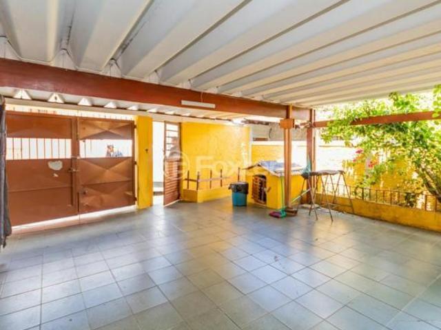 Casa, 4 dormitórios, 282 m², em Vila Iório