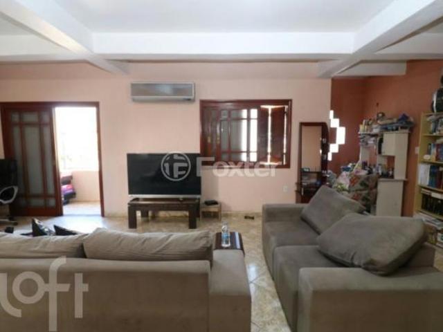 Casa, 4 dormitórios, 282.36 m², em Partenon