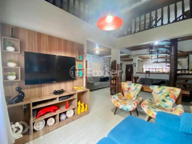Casa, 4 dormitórios, 295 m², em Coronel Aparício Borges