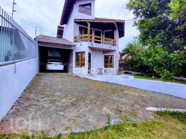 Casa, 4 dormitórios, 296 m², em Ideal