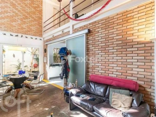Casa, 4 dormitórios, 291 m², em Vila Madalena