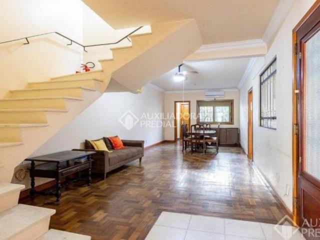 Casa 4 Dormitórios 2 vagas 250m2 RESIDENCIAL OU COMERCIAL