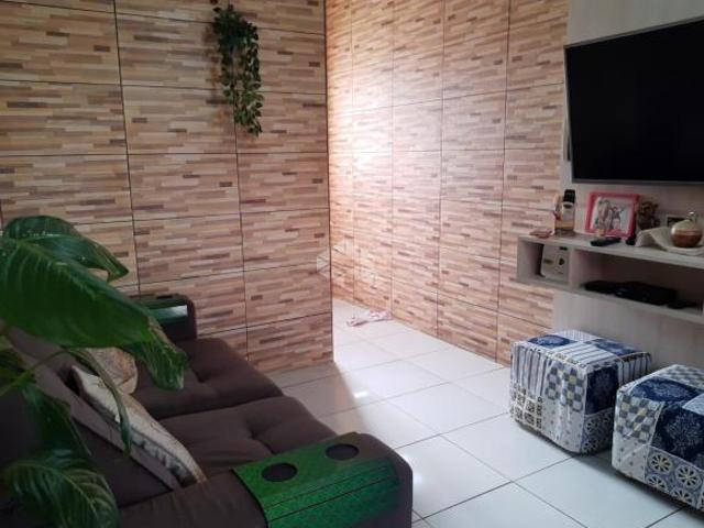 Casa 4 dormitórios, 2 banheiros, 4 vagas, Jardim Itu Sabará, Porto Alegre