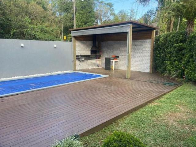 Casa 4 dormitórios 2 Suítes localizado em Gramado / Mato Quei