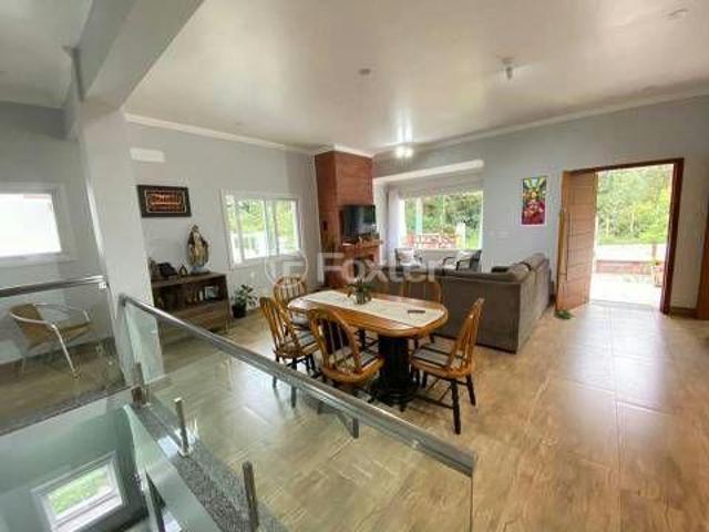 Casa, 4 dormitórios, 304.36 m², em Ipê Amarelo