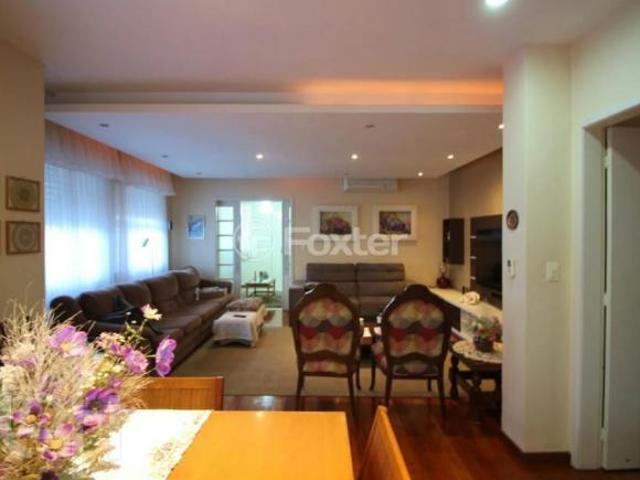 Casa, 4 dormitórios, 304.99 m², em Canudos