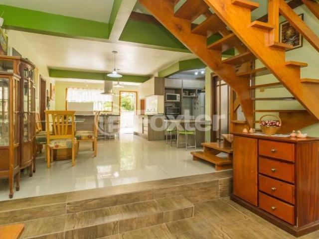 Casa, 4 dormitórios, 300 m², em Jardim Itu