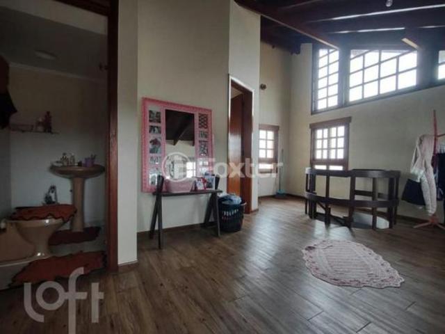 Casa, 4 dormitórios, 300 m², em Vila Ipiranga