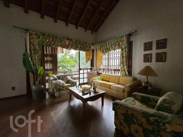 Casa, 4 dormitórios, 303.12 m², em Ideal