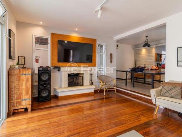 Casa, 4 dormitórios, 315 m², em Jardim Cordeiro